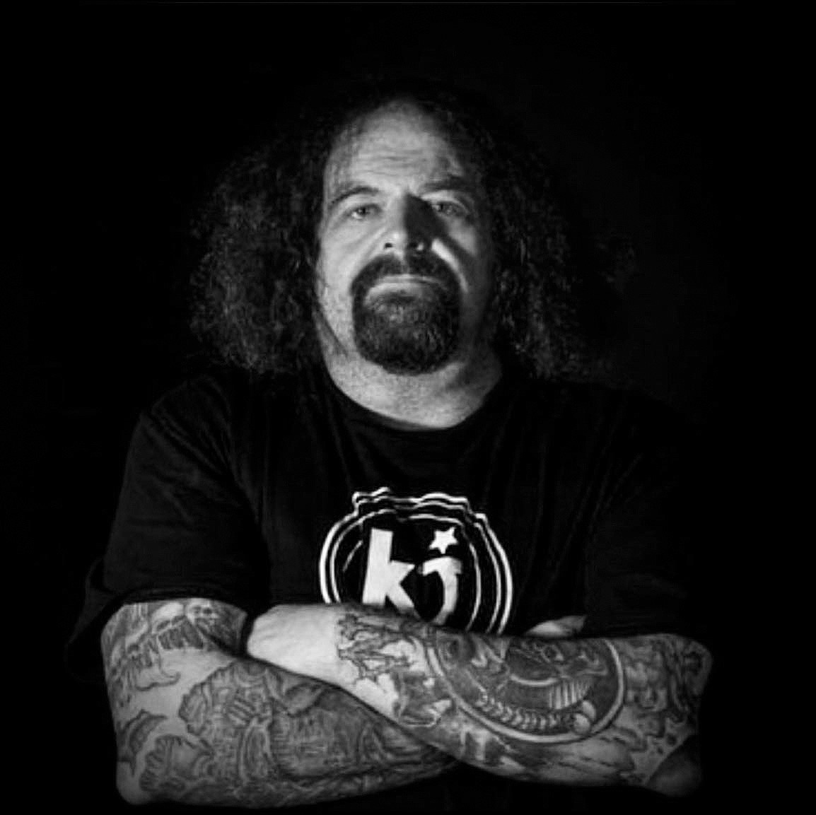 Iggor Cavalera / Shane Embury: “Neon Gods / Own Your Darkness” Split LP ...